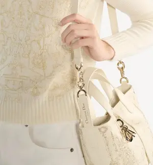 Dior Small Toujours Vertical Tote Bag - Latte