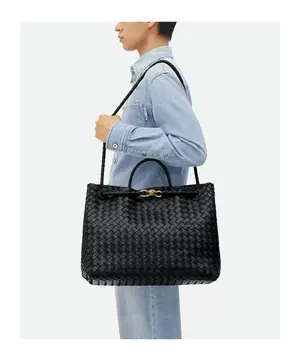 Bottega Veneta Andiamo Large Shopper Bag - Black