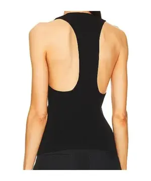 ST. AGNI Sleeveless Vest - Black