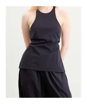 ST. AGNI Sleeveless Top With Round Neck - Black