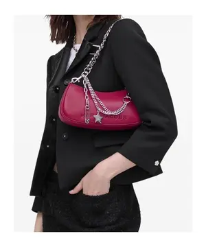 Marc Jacobs The Star Charm Shoulder Bag - Fuchsia