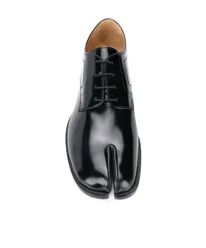 MAISON MARGIELA Tabi Lace-up Shoes