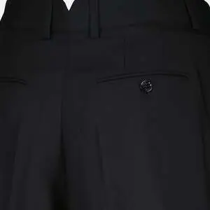 AMI Paris Pleated Wide-leg Bermuda Shorts - Black