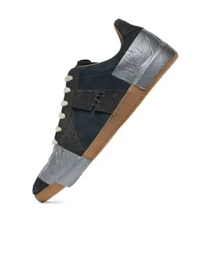MAISON MARGIELA Replica Sneakers With Lace-up Closure - Black