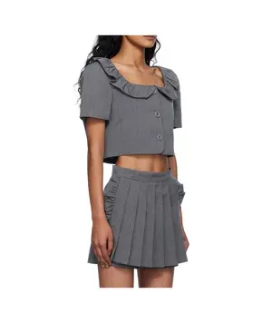 PUSHBUTTON Ruffled Collar Cropped Top