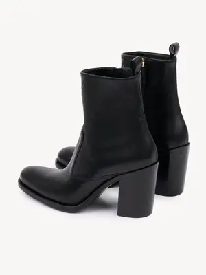 Chloé Phoenix Ankle Boots - Black