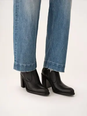Chloé Phoenix Ankle Boots - Black