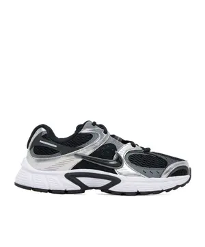 Nike V5 Rnr Sneakers - Black