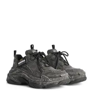 Balenciaga Triple S Lace-up Sneakers - Black