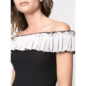 Alexander McQueen Off-shoulder Flared Dress