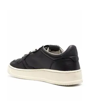 AUTRY Medalist Low Top Sneakers - Black