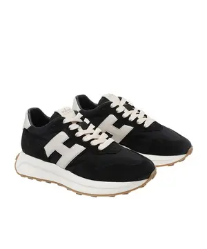 Hogan Logo Patch Lace-up Sneakers - Black