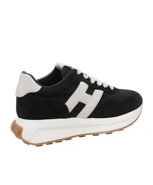 Hogan Logo Patch Lace-up Sneakers - Black