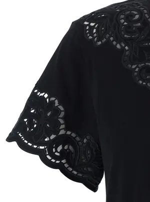 TWINSET Cropped T-shirt With Floral Embroidery