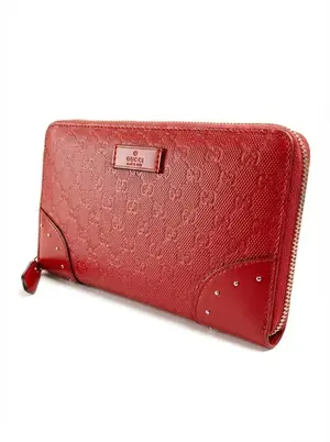 Gucci Zipper Wallet - Red