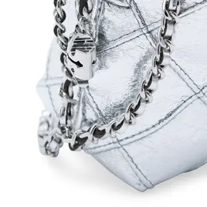 Tory Burch Quilted Chain-linked Shoulder Bag