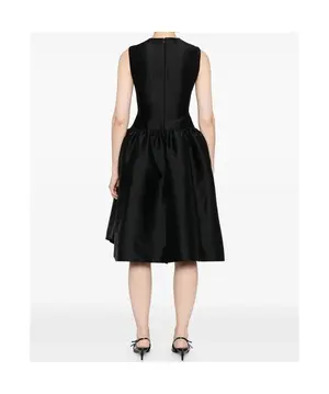 SHUSHU/TONG Sleeveless Smocked Panel Dress