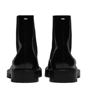 MAISON MARGIELA Tabi Chelsea Boots