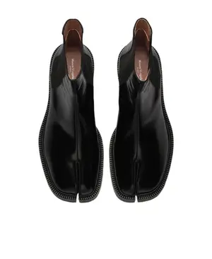 MAISON MARGIELA Tabi Chelsea Boots