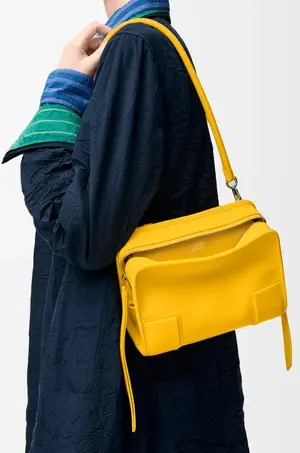Loewe Small Amazona Bag - Daisy Yellow