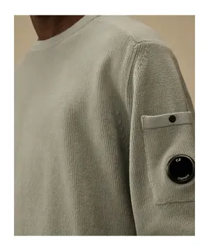 C.P. COMPANY Crew Neck Sweater With Lens Detail - Silver-blue