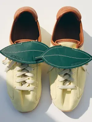 Jacquemus Lace-up Sneakers With Removable Leaf Trim - Light Yellow