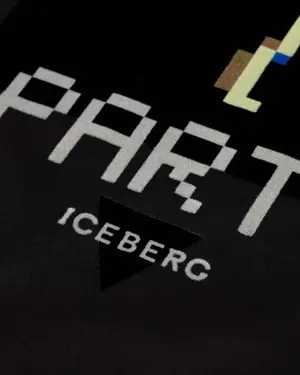 Iceberg T-shirt With Round Neck And Long Sleeves