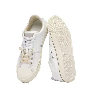MAISON MARGIELA Low Top Lace-up Sneakers