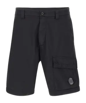 C.P. COMPANY Cargo Shorts With Lens Detail - Black