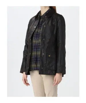 Barbour Classic Beadnell Waxed Jacket