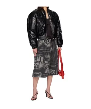 LU'U DAN Printed Graphic Shorts