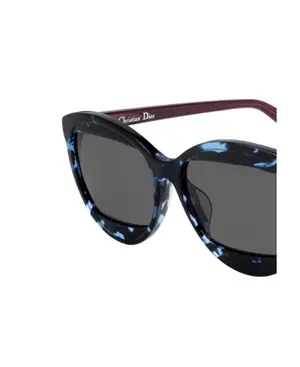 Dior Cat Eye Sunglasses - Black