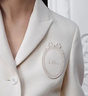 Dior Single-breasted Blazer With Embroidered Logo Patch - Ecru