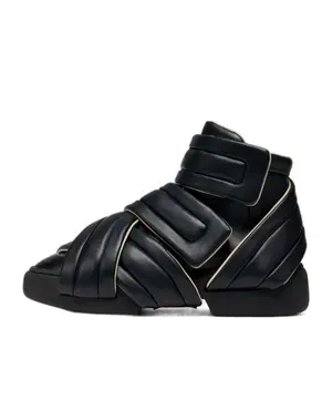 MAISON MARGIELA Padded Criss-cross Sneakers - Black