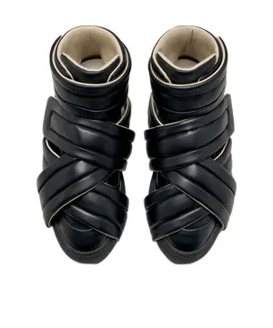 MAISON MARGIELA Padded Criss-cross Sneakers - Black