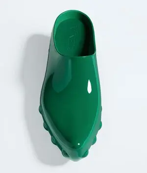 Bottega Veneta Gondola Clog In Moulded Rubber With Stud Detailing - Grass Green