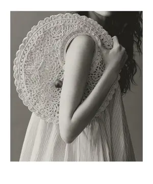 Jacquemus Spiaggia Small Round Bag - White