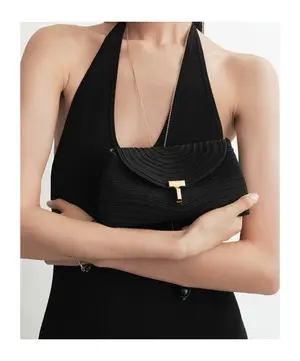 TOTEME T-lock Clutch Bag - Black