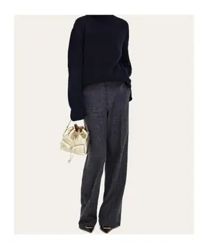 FERRAGAMO Multipocket Bucket Bag - Champagne