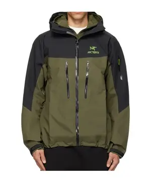 Arc'teryx Alpha Sv Jacket Waterproof Shell - Spotlight