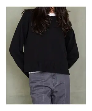 Officine Générale Cashmere Crew Neck Sweater With Side Slits - Black
