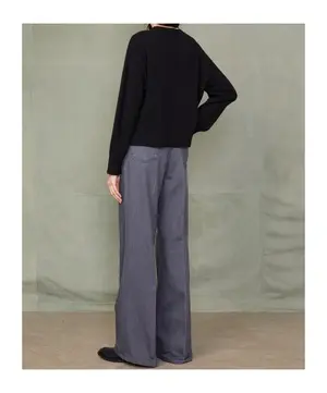 Officine Générale Cashmere Crew Neck Sweater With Side Slits - Black