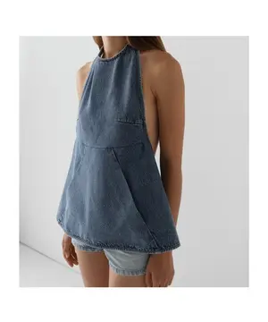 Gimaguas Lily Halter Top