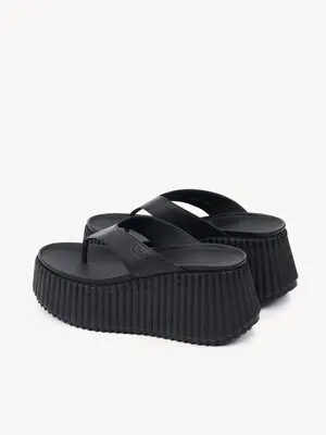 Chloé Calfskin Platform Ridged-sole Sandals - Black