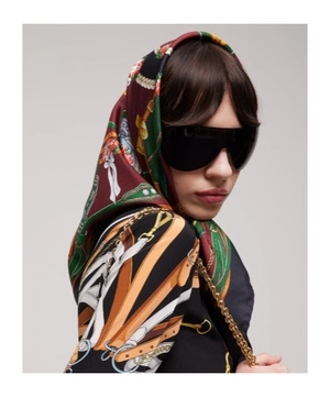 Gucci Salon Privé Printed Silk Carr