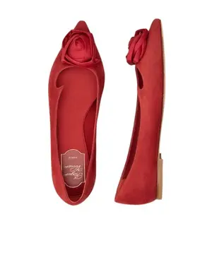 ROGER VIVIER Suede Ballet Flats With Rose Embellishment - Red
