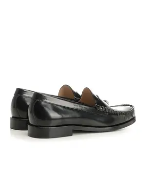 STUART WEITZMAN Lottie Loafer With Ruffle Detail - Black