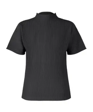 Issey Miyake Homme Plissé Monthly Colors March Pleated T-shirt - Black