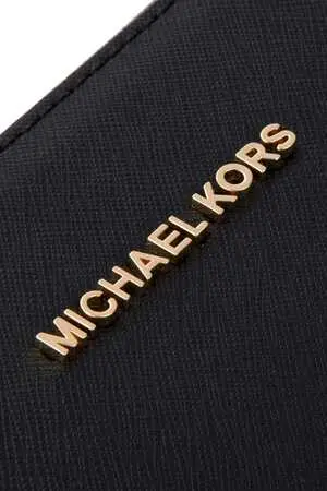 Michael Kors Jet Set Zipped Crossbody Bag - Black