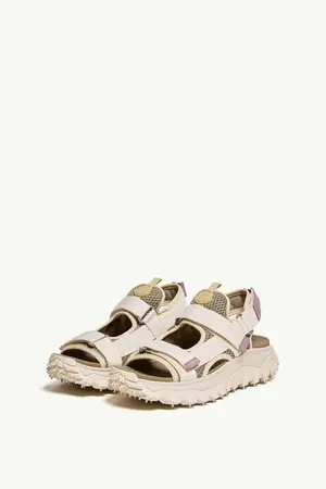 Moncler Trailgrip Vela Logo Patch Sandals - Ivory White